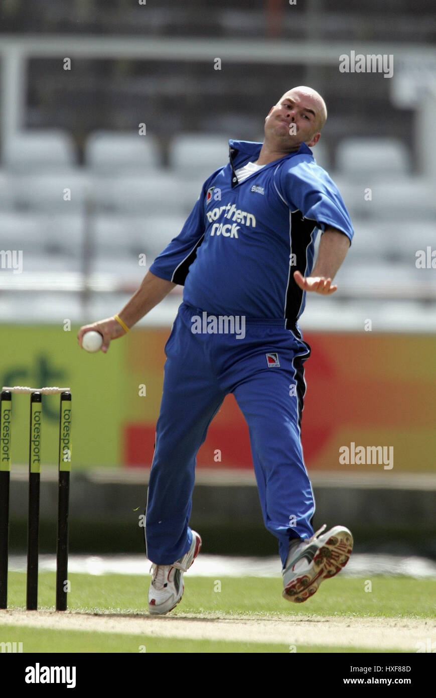 NEIL KILLEEN DURHAM CCC RIVERSIDE DURHAM ENGLAND 02 May 2005 Stock ...