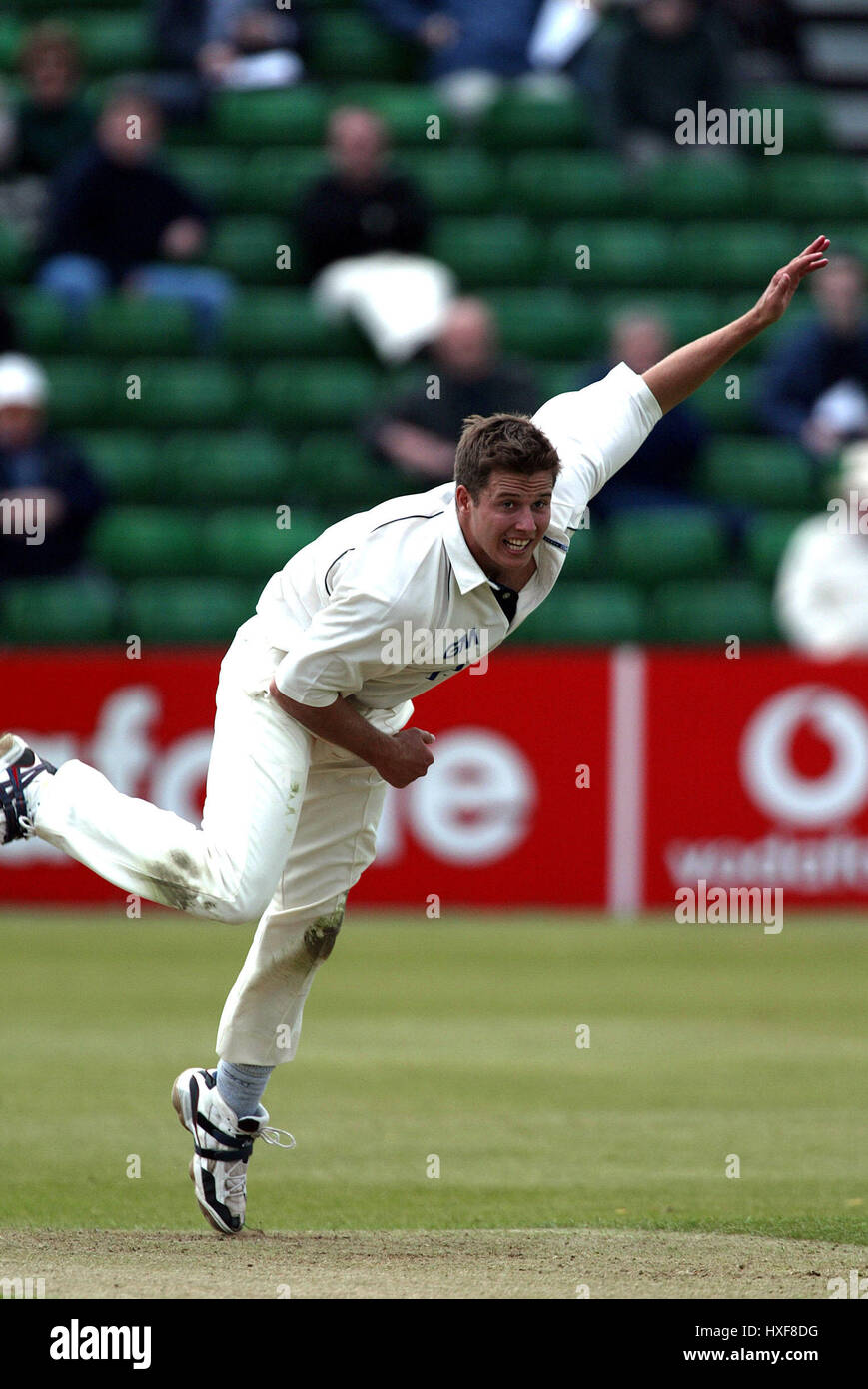 Gloucestershire ccc 2002 hi-res stock photography and images - Alamy