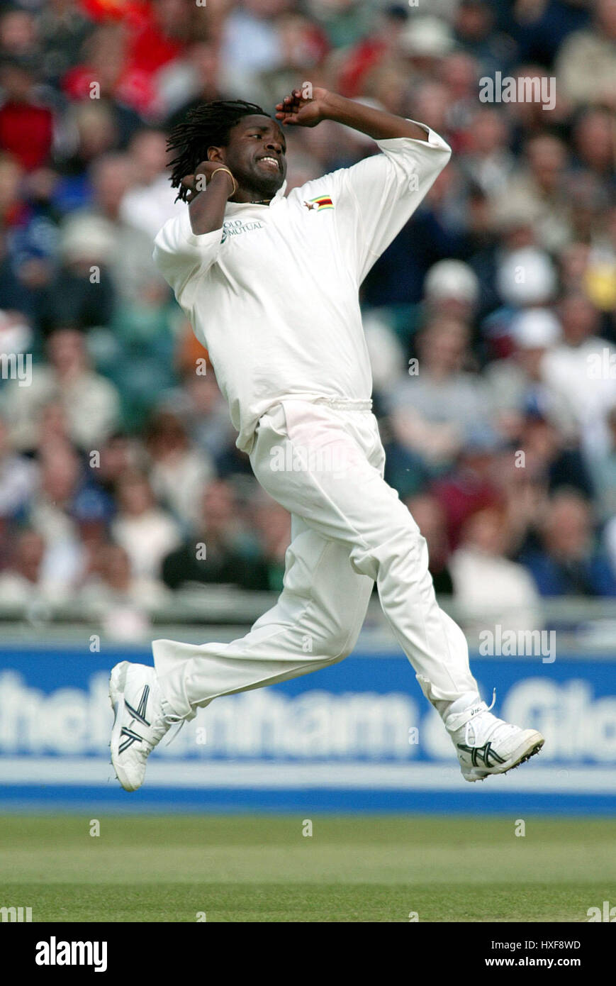 Zimbabwe cricket douglas hondo hi-res stock photography and images - Alamy