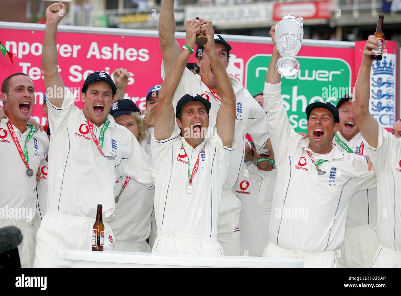 ENGLAND WIN THE ASHES ENGLAND V AUSTRALIA THE ASHES THE BRIT OVAL ...
