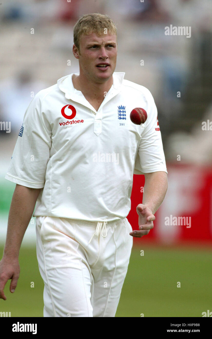 ANDREW FLINTOFF ENGLAND & LANCASHIRE CCC OLD TRAFFORD MANCHESTER 15 ...