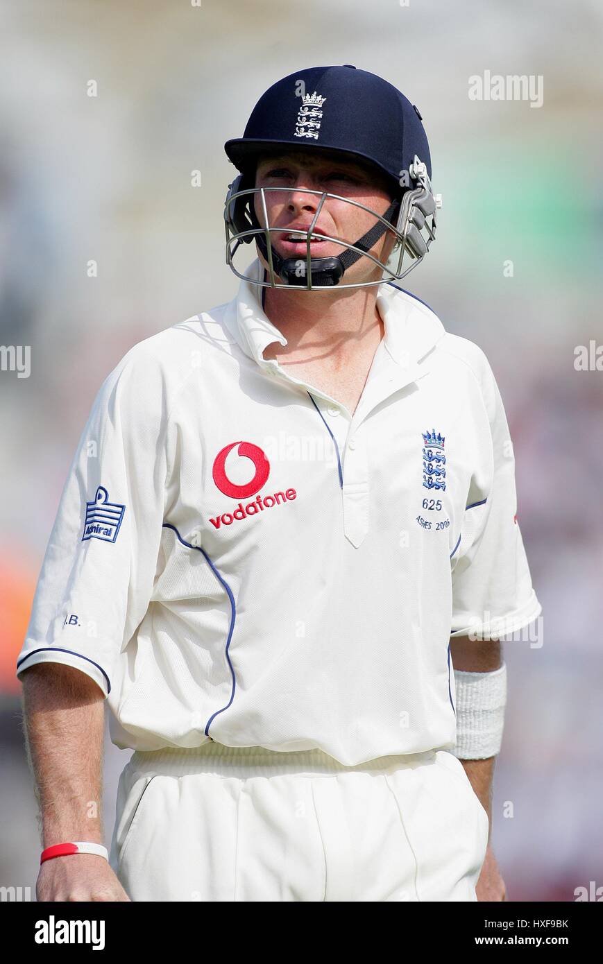 IAN BELL OUT FOR DUCK ENGLAND V AUSTRALIA THE ASHES THE BRIT OVAL ...