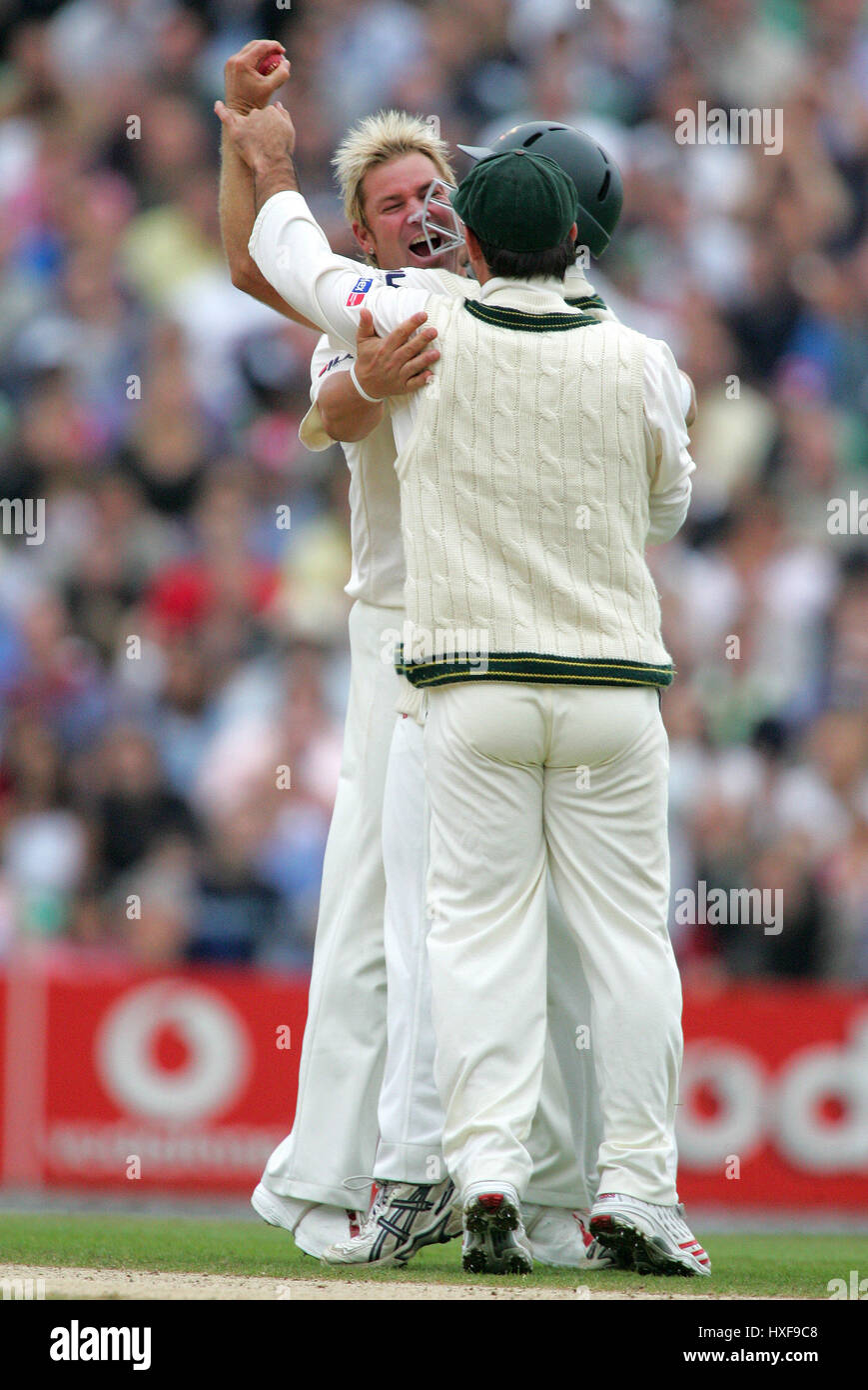 shane-warne-team-england-v-australia-the-brit-oval-london-11
