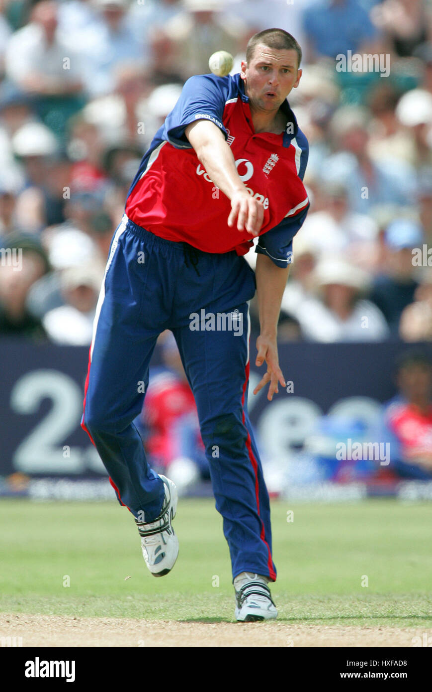 Steve harmison 2005 hi-res stock photography and images - Alamy