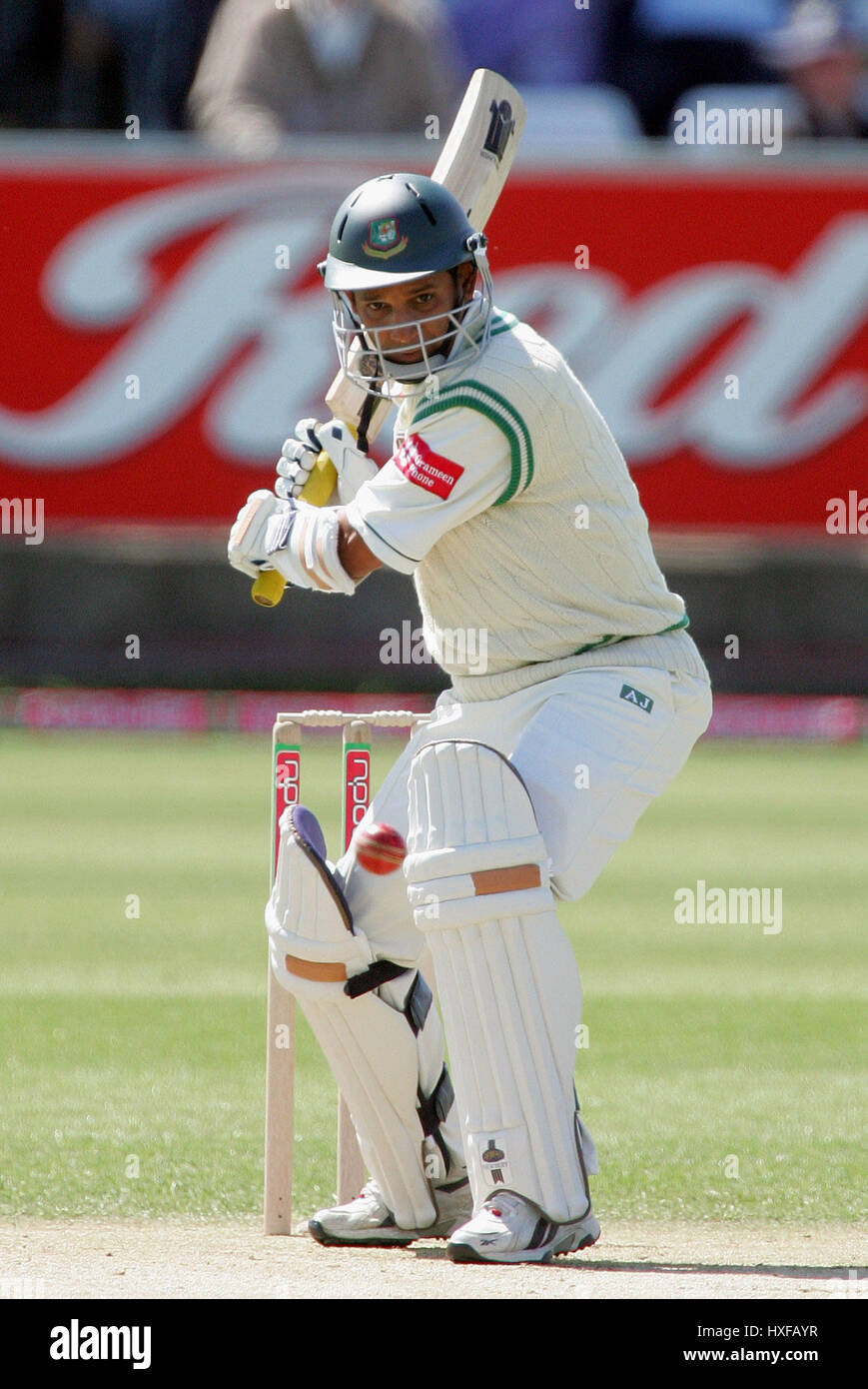 Bangladesh cricket street hi-res stock photography and images - Alamy
