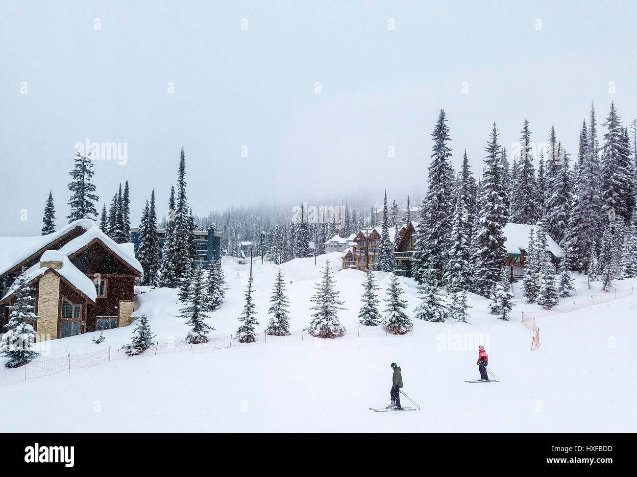 Village base hi-res stock photography and images - Alamy