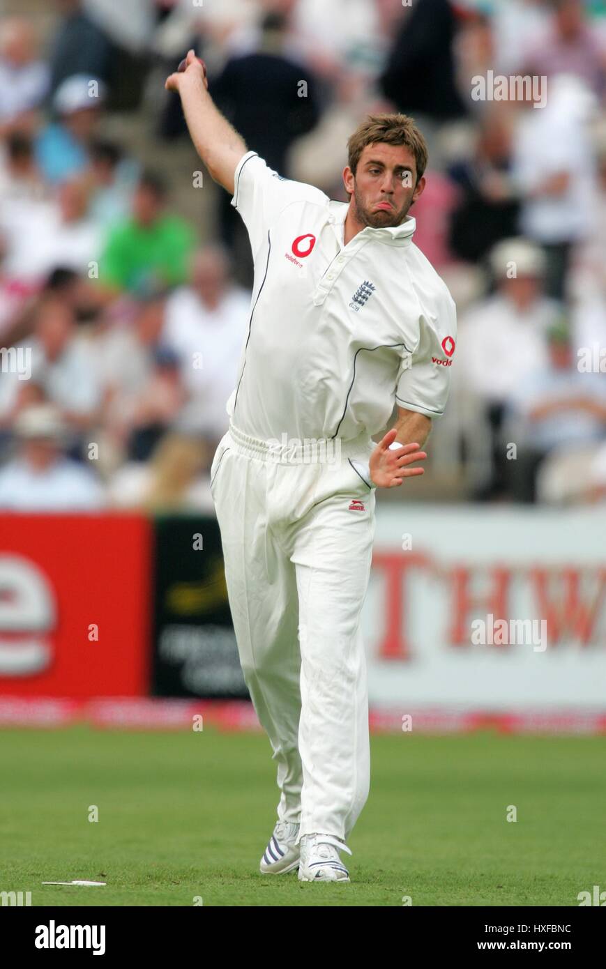 LIAM PLUNKETT ENGLAND & DURHAM CCC OLD TRAFFORD MANCHESTER ENGLAND 08 ...