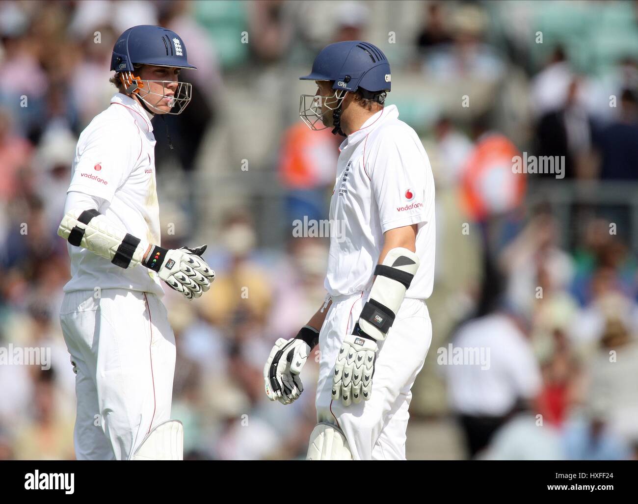 STEVE HARMISON & STUART BROAD ENGLAND V AUSTRALIA THE BRIT OVAL LONDON ...