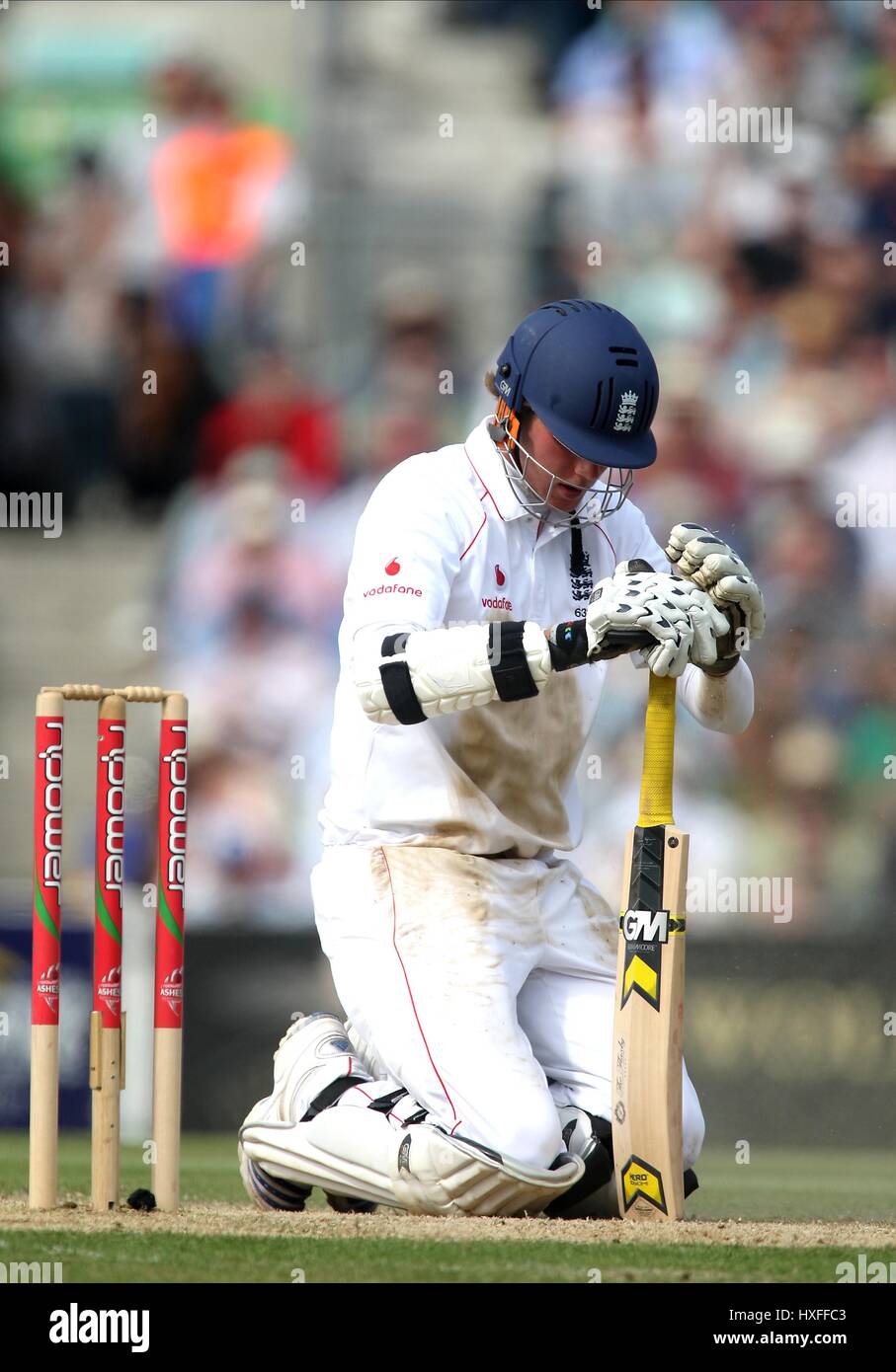 STUART BROAD ENGLAND & NOTTINGHAMSHIRE CCC THE BRIT OVAL LONDON ENGLAND ...