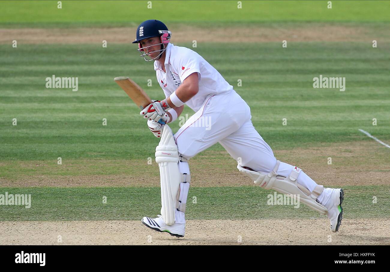 Matt prior batting hi-res stock photography and images - Alamy