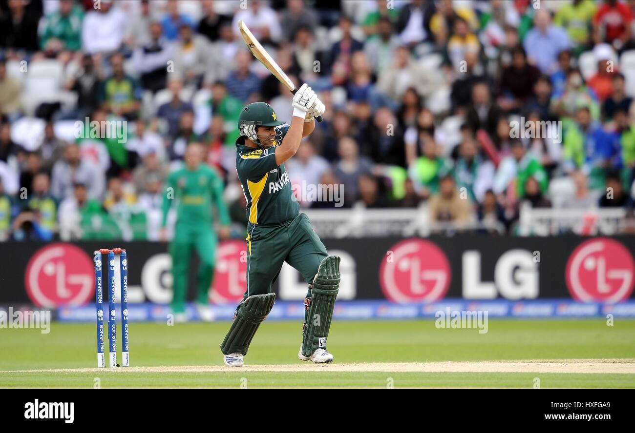 KAMRAN AKMAL PAKISTAN TRENT BRIDGE NOTTINGHAM ENGLAND 18 June 2009 ...