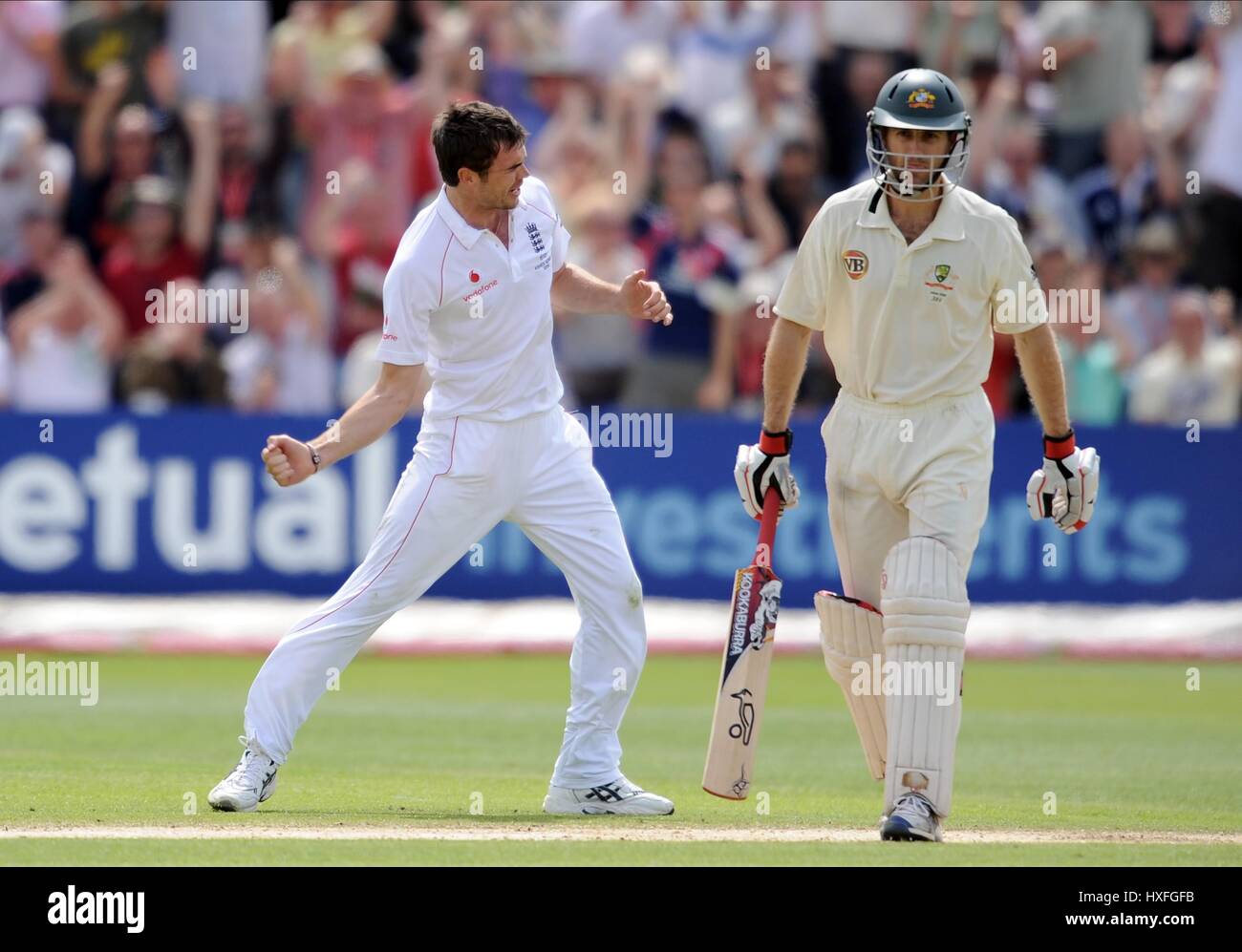 Simon anderson hi-res stock photography and images - Alamy