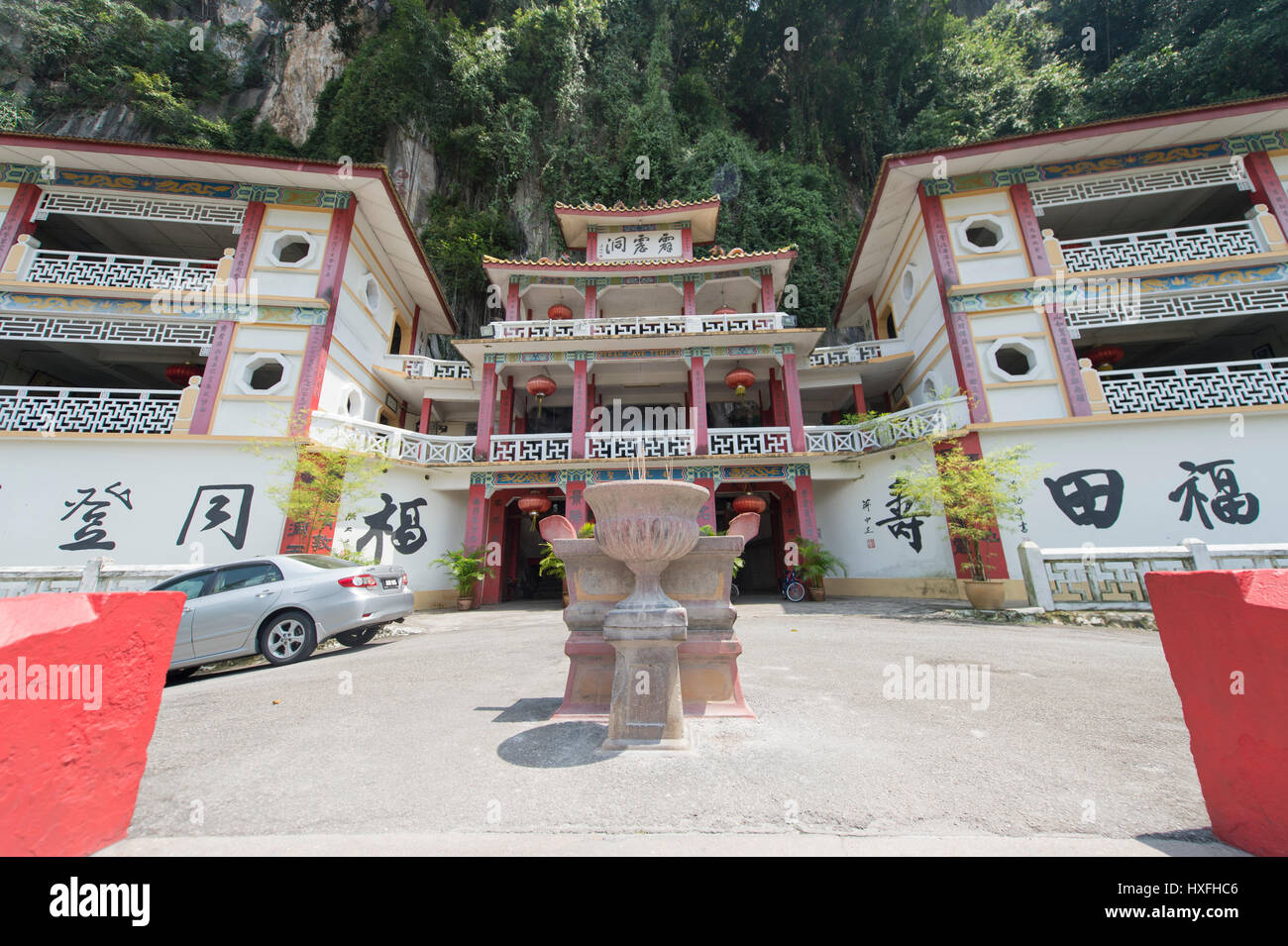 Perak Tong is a Chinese Buddhist temple built within a limestone cave ...