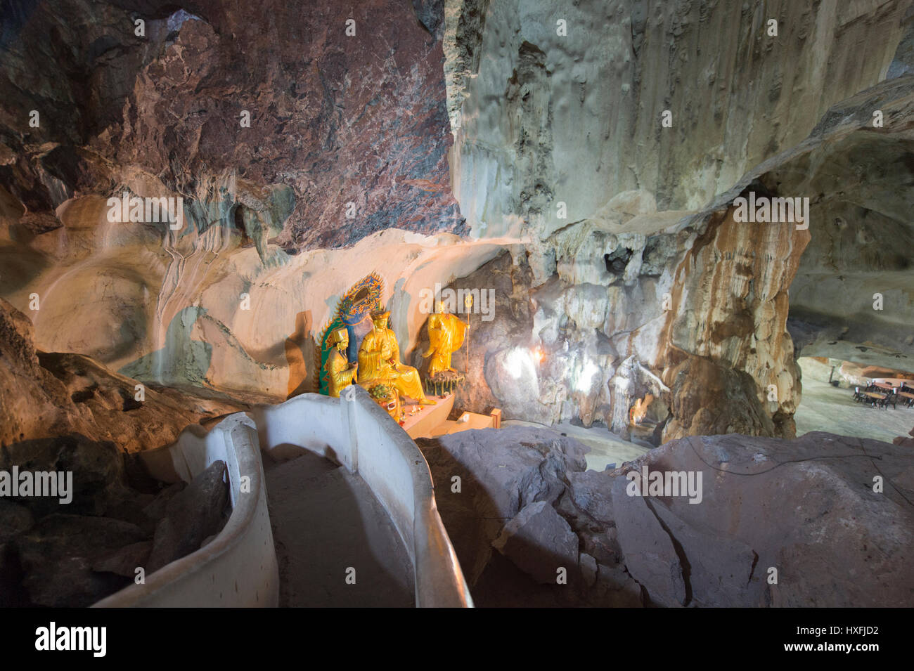 Perak Tong is a Chinese Buddhist temple built within a limestone cave ...