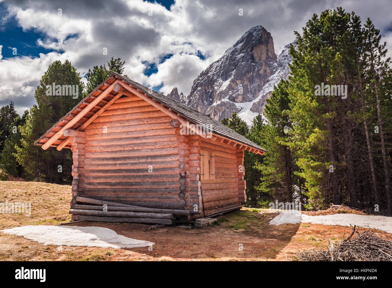 Stunning view of cottage in Dolomites, Italy Stock Photo - Alamy