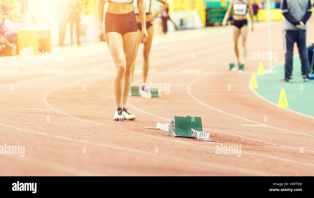 400m start hi-res stock photography and images - Alamy