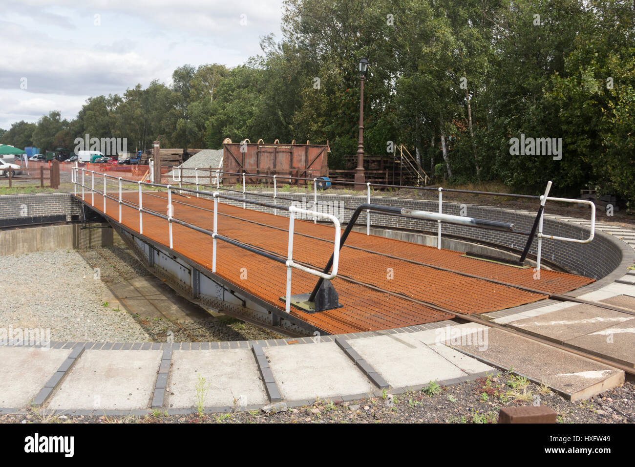 Railway turntable hi-res stock photography and images - Alamy
