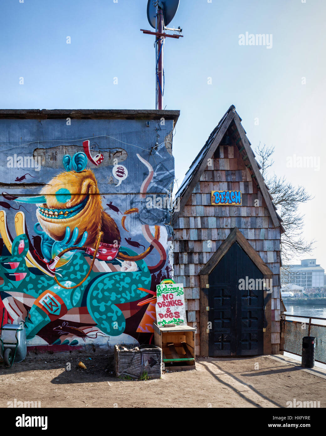 Berlin, Friedrichshain, YAAM, Young African Art Market. Riverside beach ...