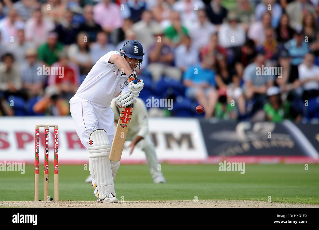 ANDREW STRAUSS ENGLAND CARDIFF SWALEC STADIUM SOPHIA GARDENS WALES 08 ...