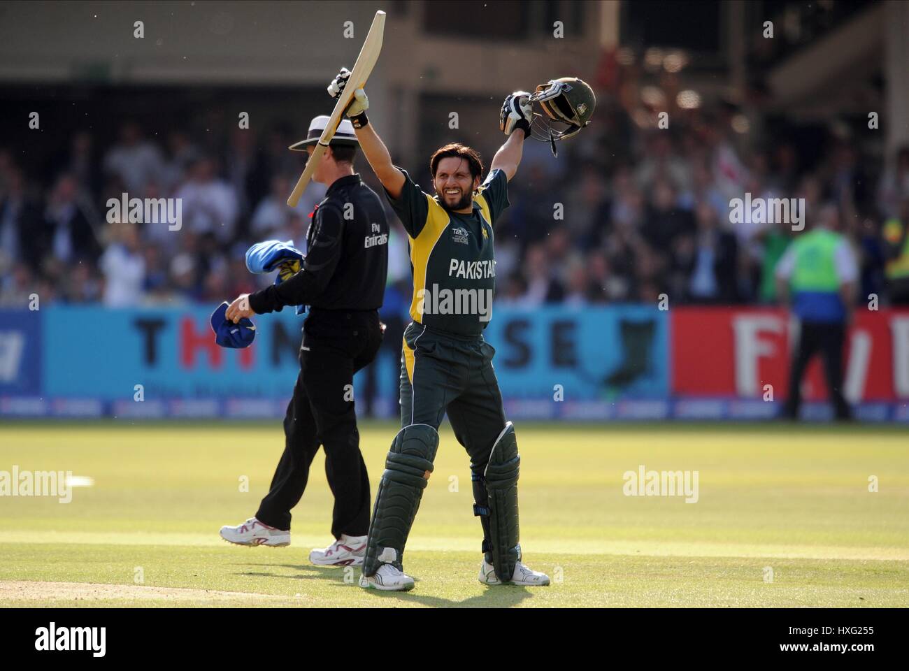 SHAHID AFARIDI CELEBRATES VICT PAKISTAN V SRI LANKA LORDS LONDON ...