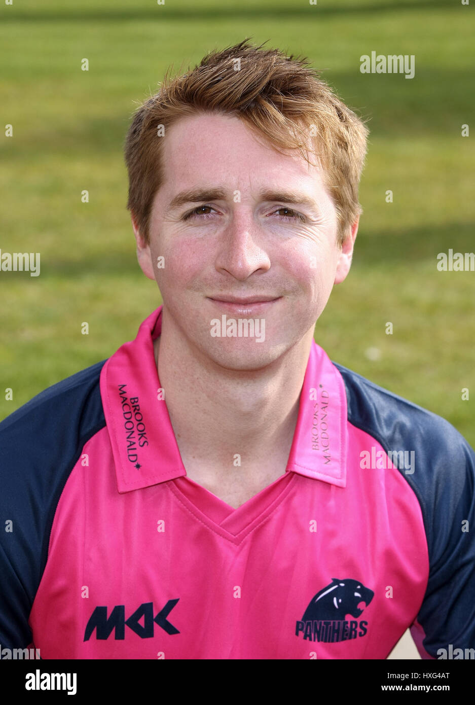 Tom smith cricket hi-res stock photography and images - Alamy