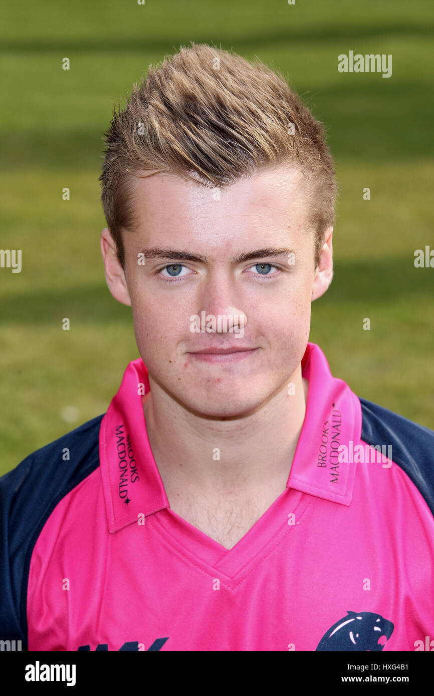 TOM HELM MIDDLESEX CCC LONDON ENGLAND UK 08 April 2013 Stock Photo - Alamy