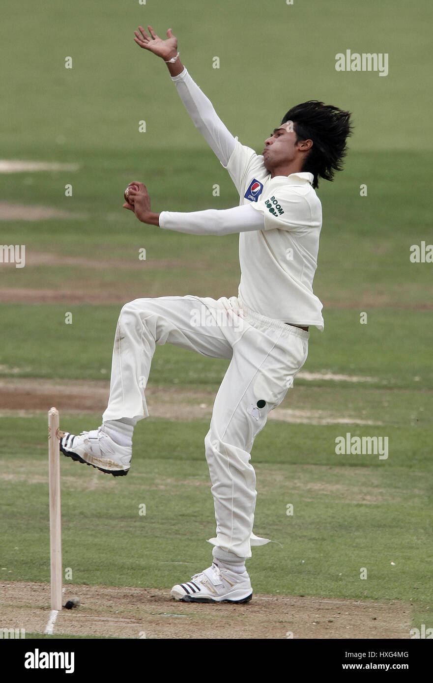 MOHAMMAD AAMER PAKISTAN PAKISTAN HEADINGLEY LEEDS ENGLAND 22 July 2010 ...