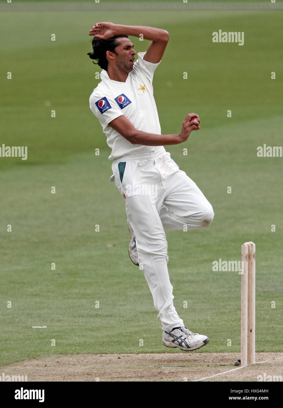 MOHAMMAD ASIF PAKISTAN PAKISTAN HEADINGLEY LEEDS ENGLAND 22 July 2010 ...