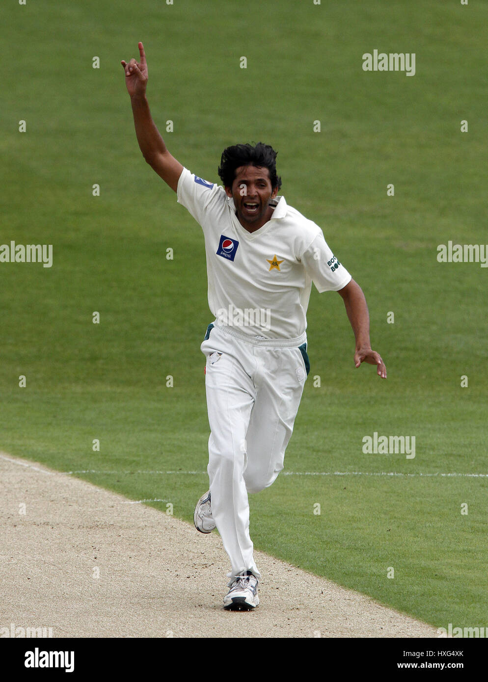 MOHAMMAD ASIF PAKISTAN PAKISTAN HEADINGLEY LEEDS ENGLAND 21 July 2010 ...