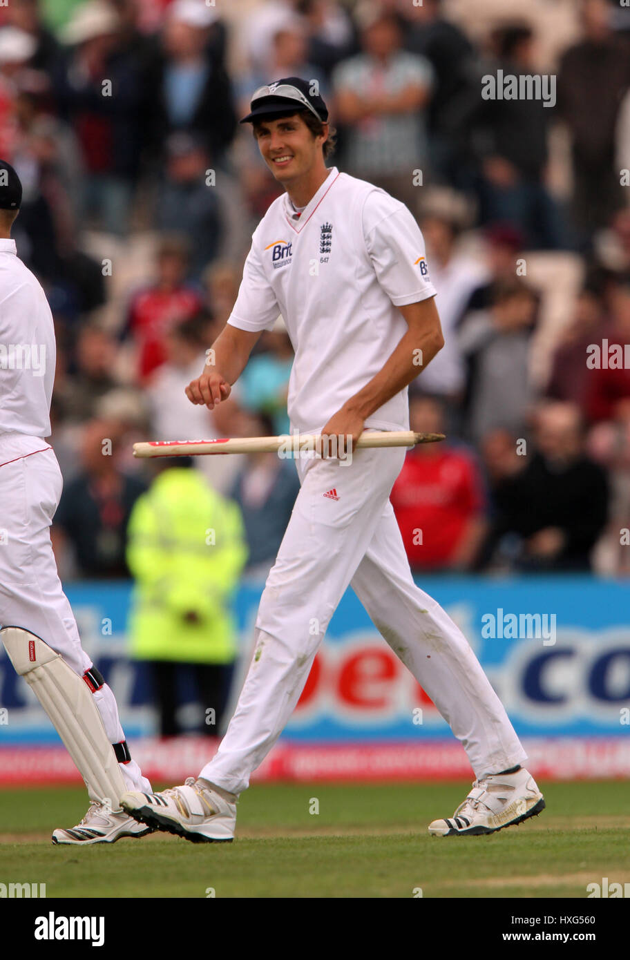 Cricket england v bangladesh hi-res stock photography and images - Alamy