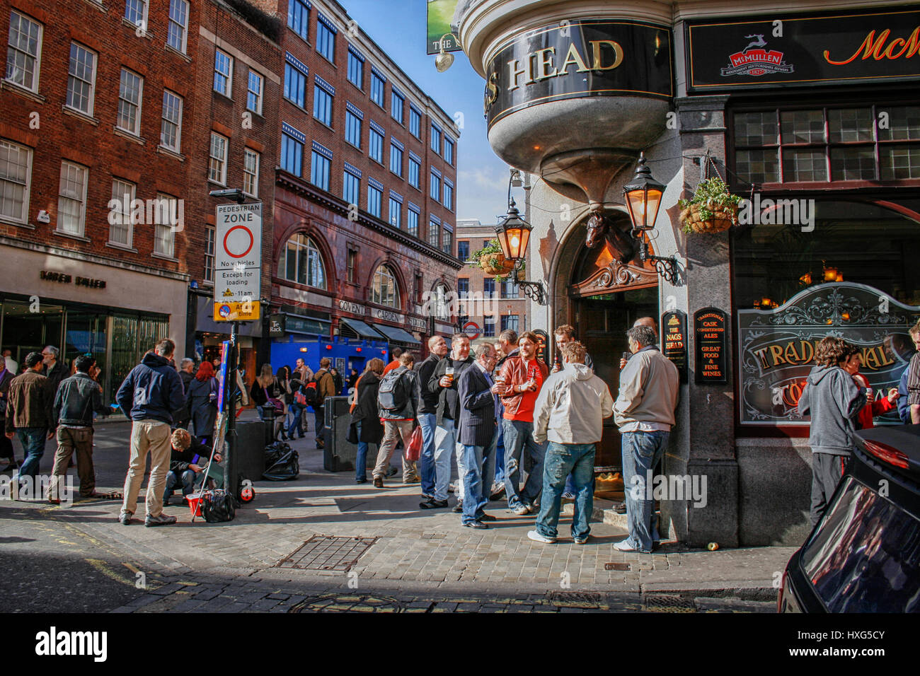 People outside a pub in London, Westminster Stock Photo - Alamy