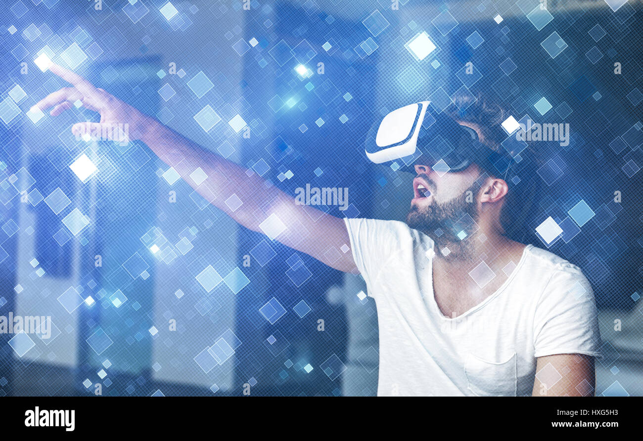 Virtual device hi-res stock photography and images - Alamy