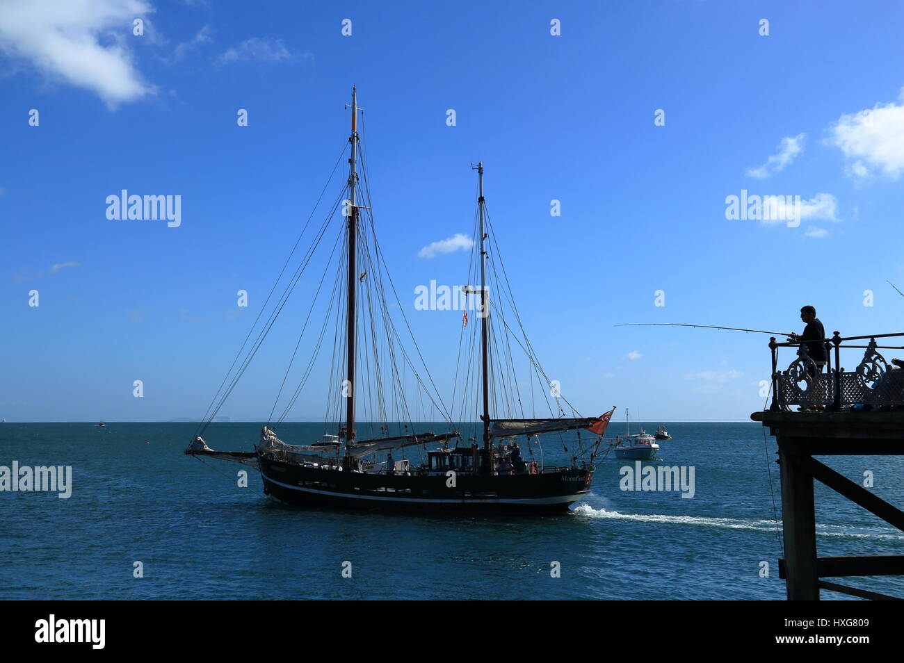 Two masted ship hi-res stock photography and images - Alamy