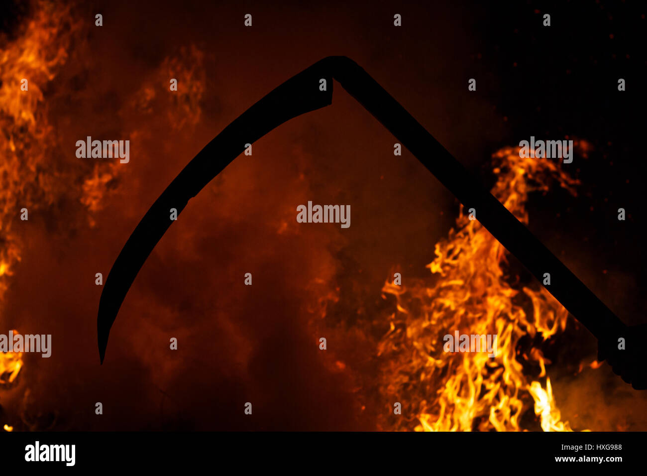 Death with a scythe hi-res stock photography and images - Alamy