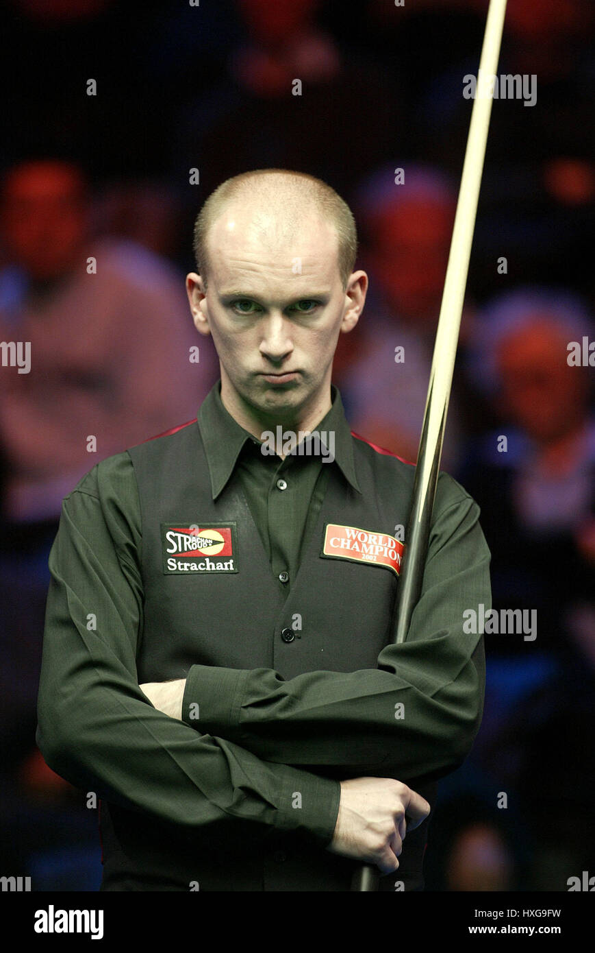 Peter ebdon 2002 hi-res stock photography and images - Alamy
