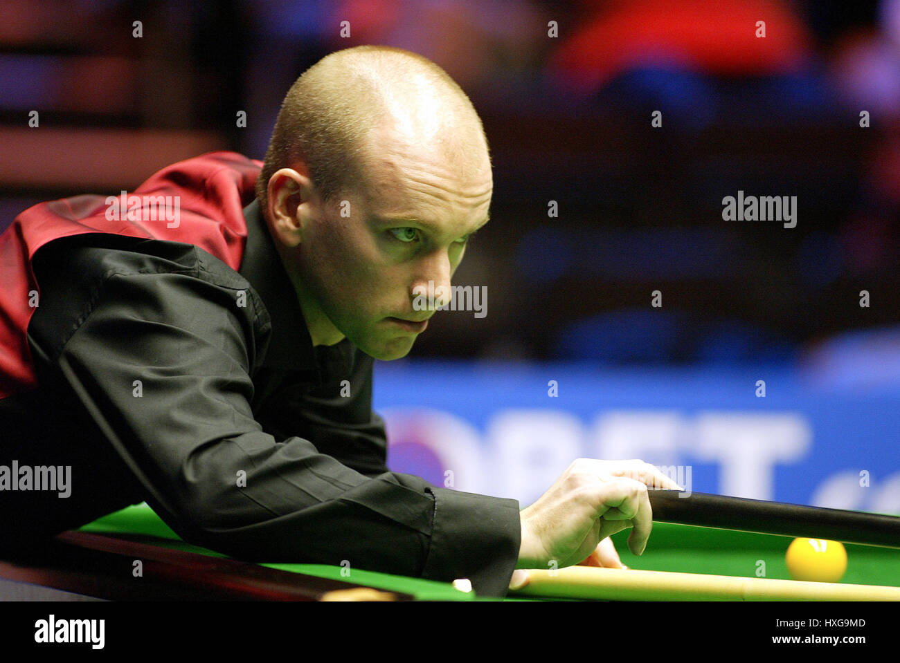 Peter ebdon 2002 hi-res stock photography and images - Alamy