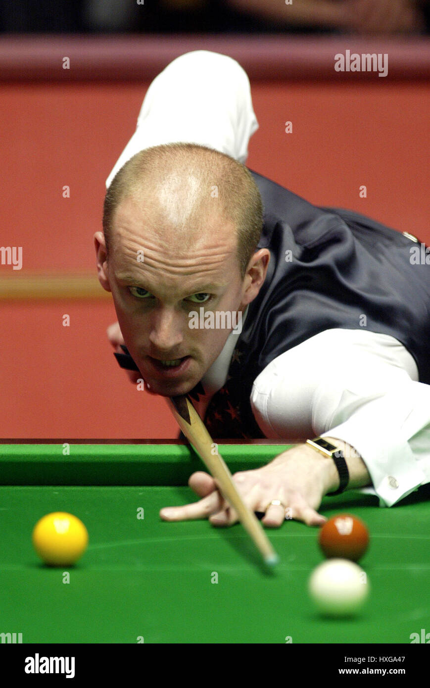 Peter Ebdon 2002 High Resolution Stock Photography and Images - Alamy