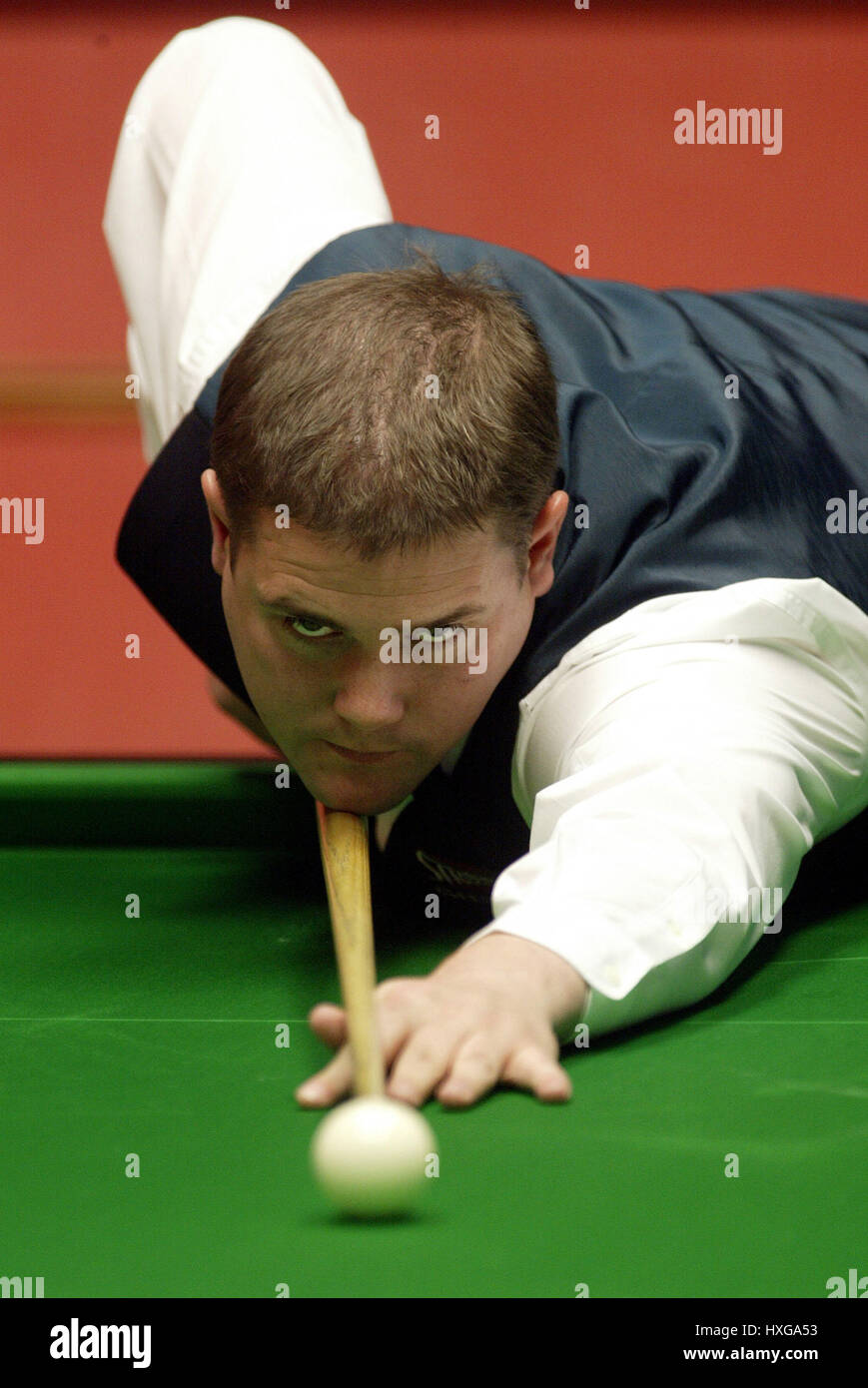 Robert milkins snooker hi-res stock photography and images - Alamy