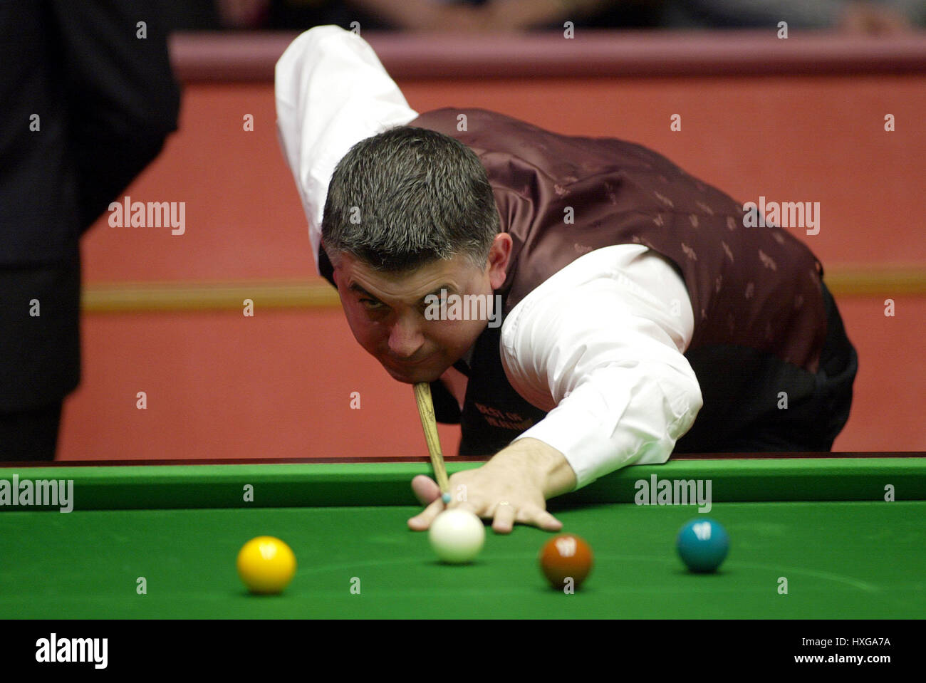 JOHN PARROTT ENGLAND 23 April 2002 Stock Photo - Alamy