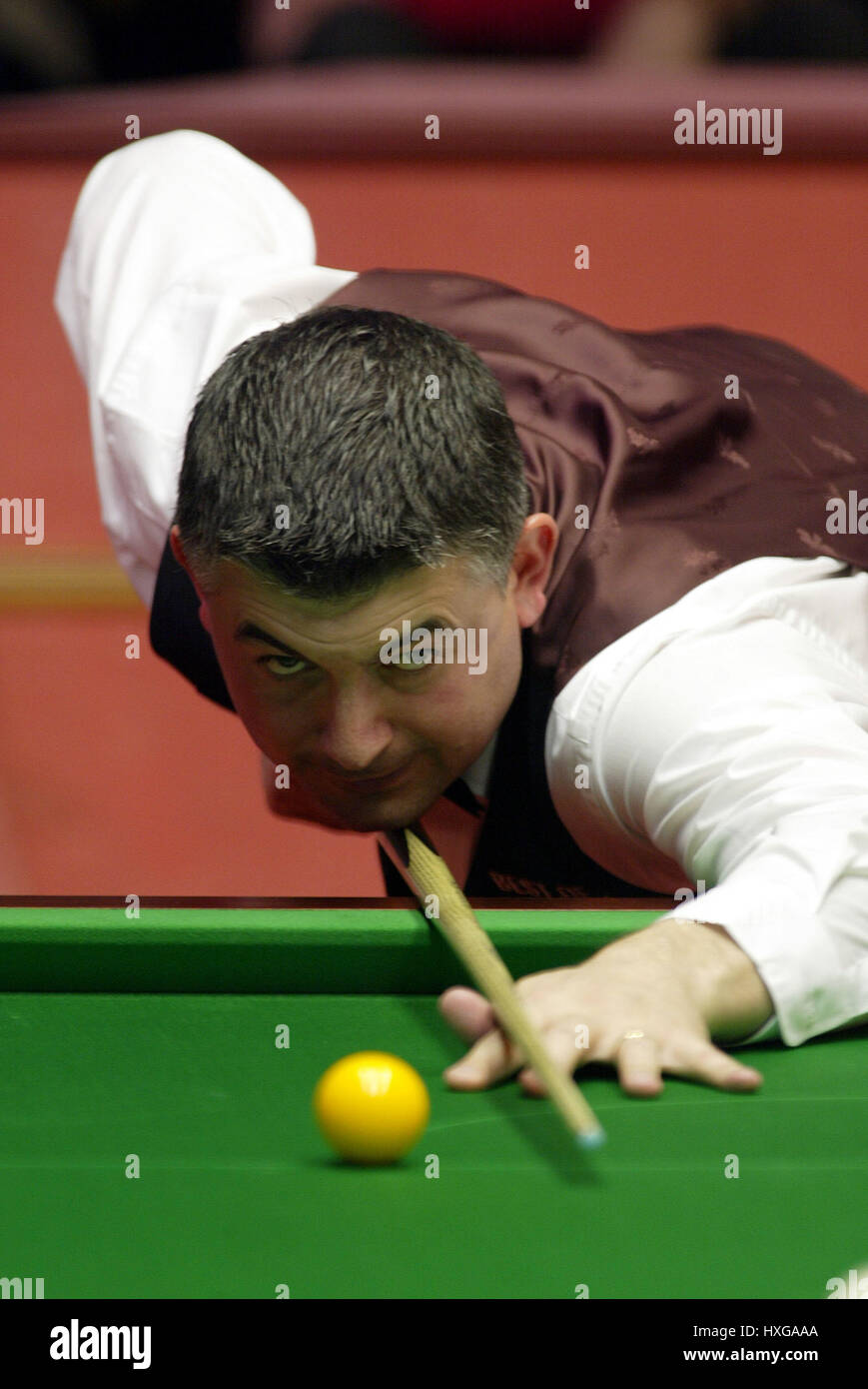 JOHN PARROTT ENGLAND 23 April 2002 Stock Photo - Alamy