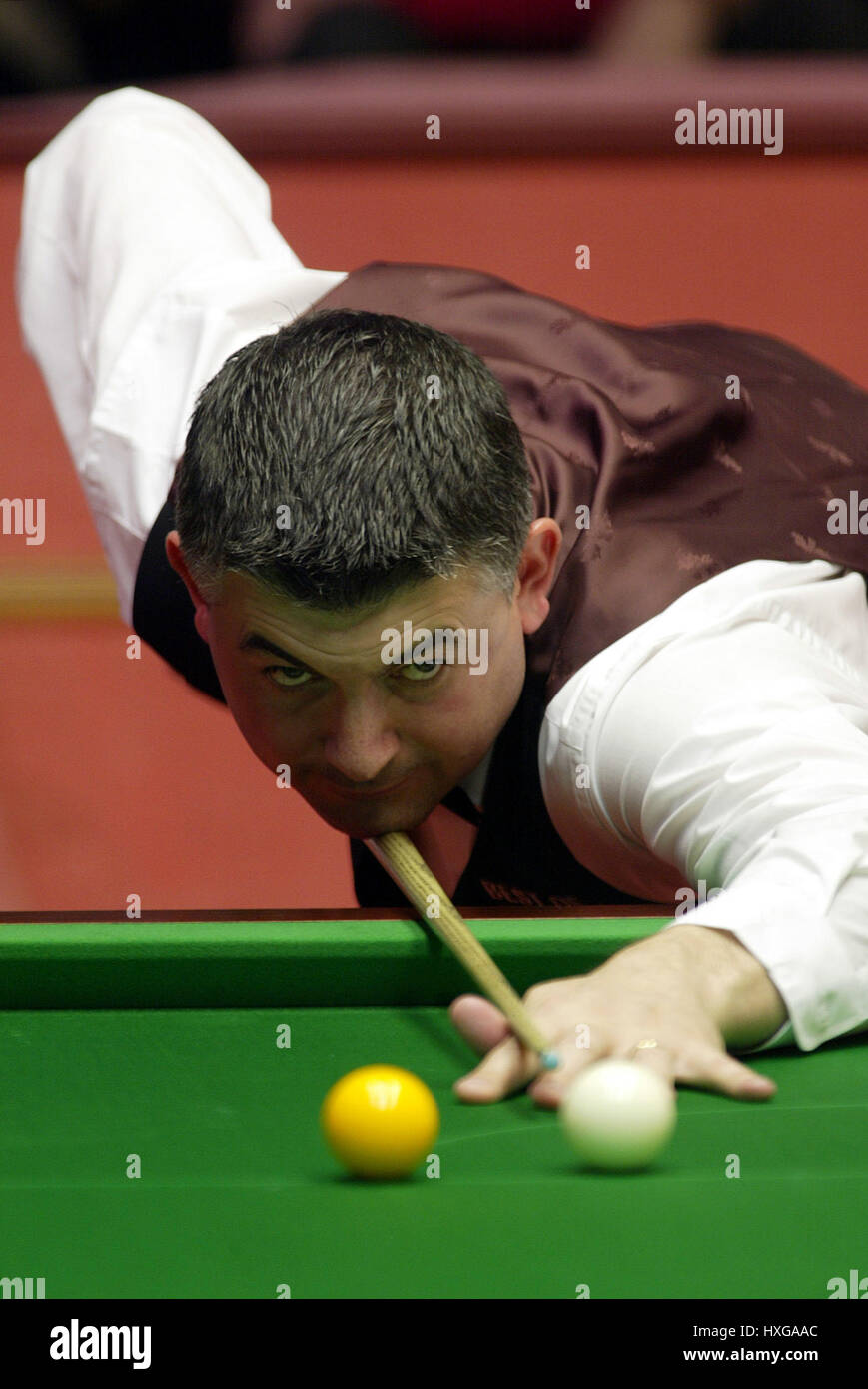 John parrott embassy world snooker hi-res stock photography and images ...