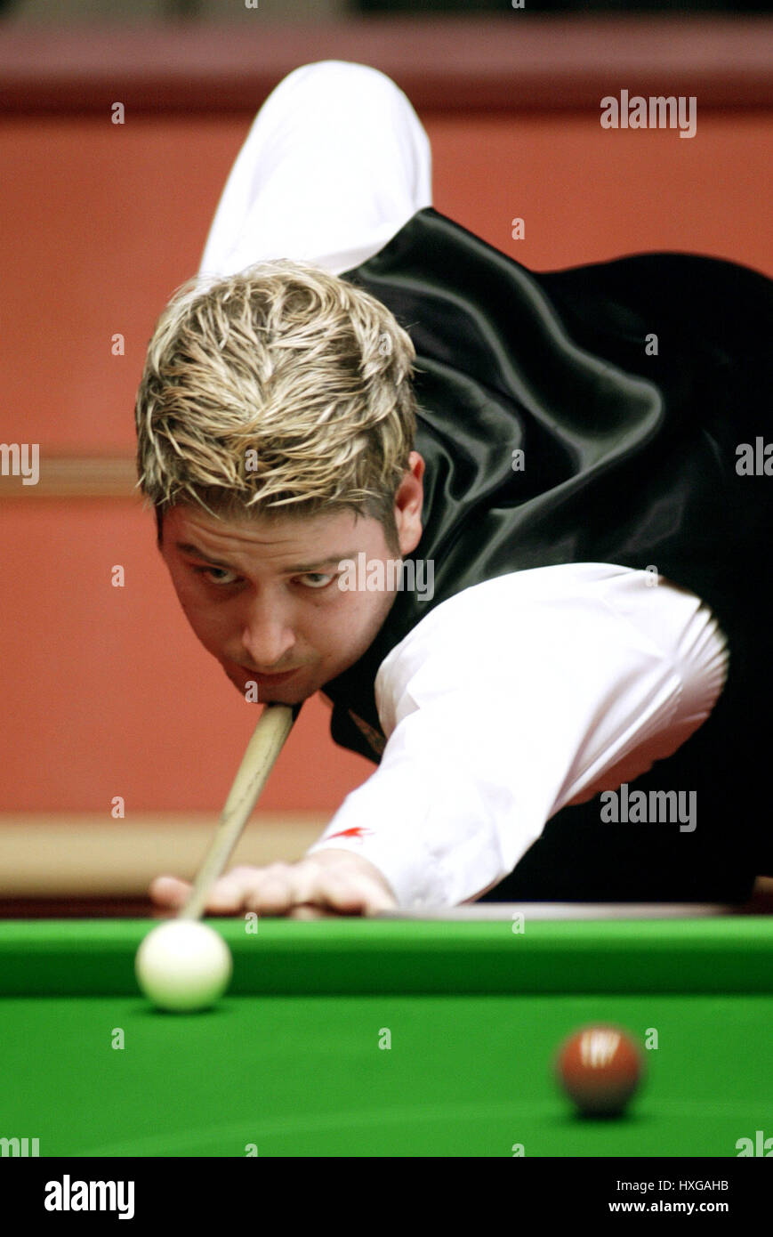 Snooker world snooker championships sheffield matthew stevens hi-res ...