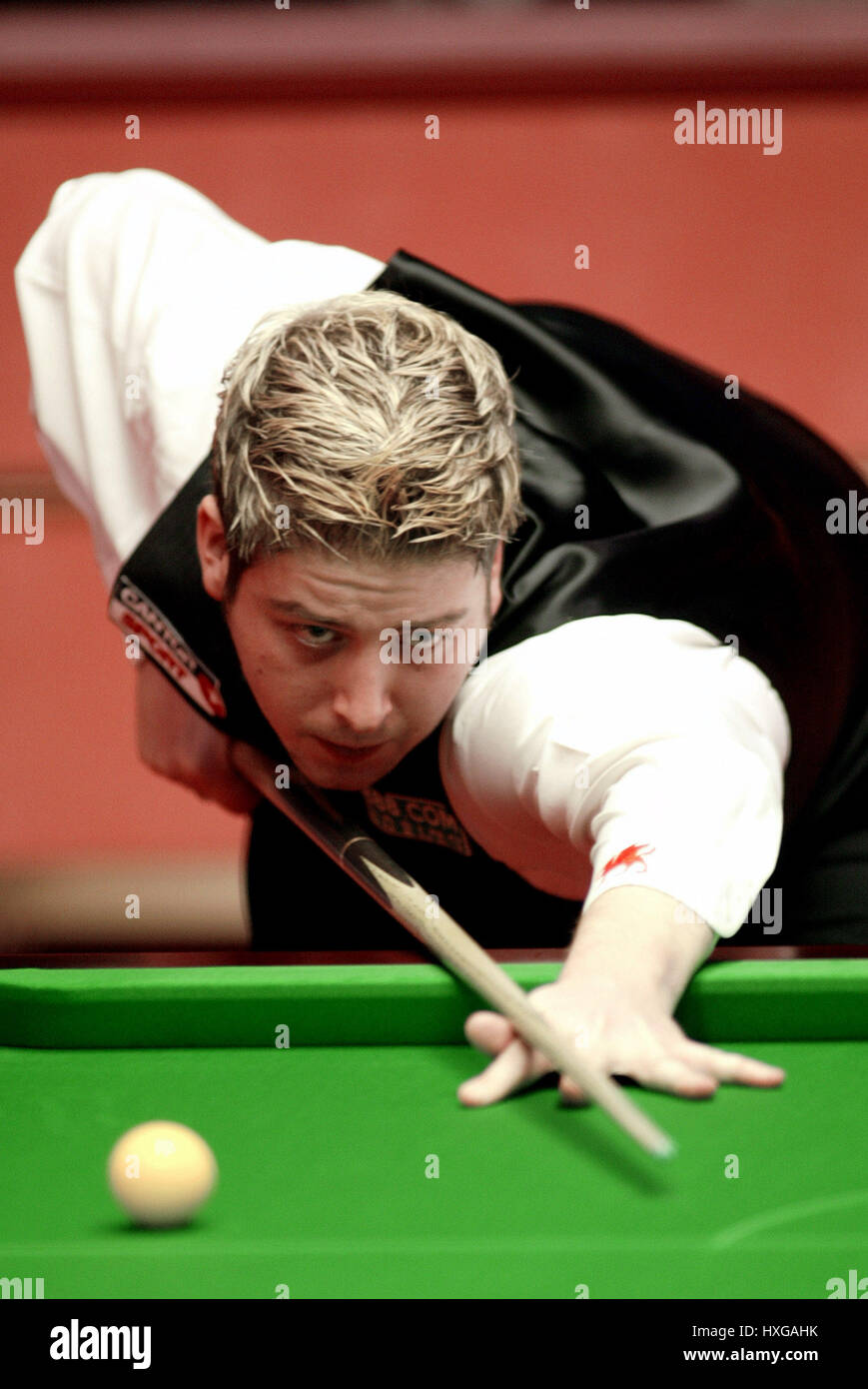 Snooker world snooker championships sheffield matthew stevens hi-res ...