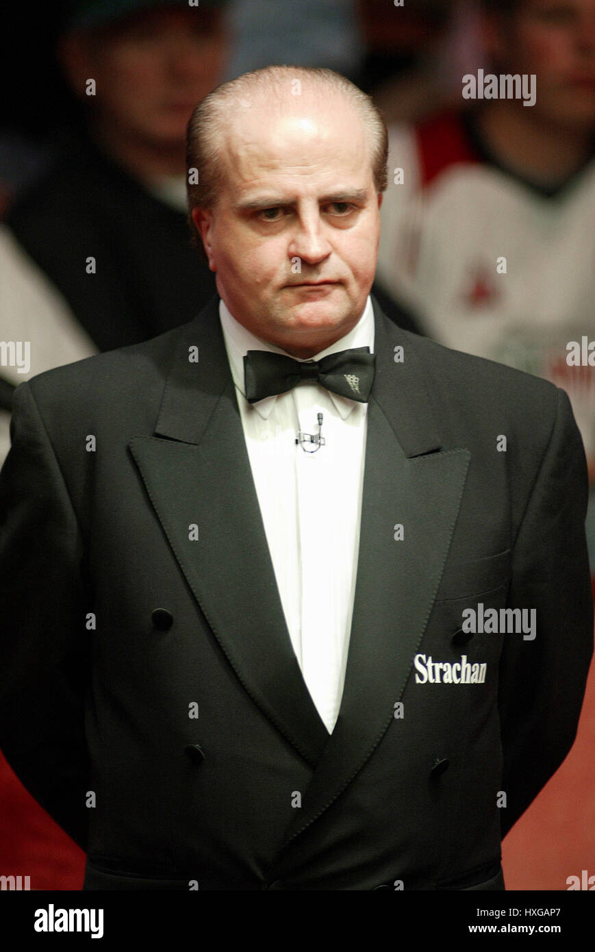 LAWRIE ANNANDALE SNOOKER REFEREE THE CRUCIBLE THEATRE SHEFFIELD 17 ...
