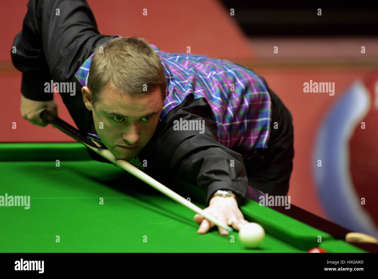 STEPHEN HENDRY SCOTLAND THE CRUCIBLE THEATRE SHEFFIELD 28 April 2004 ...