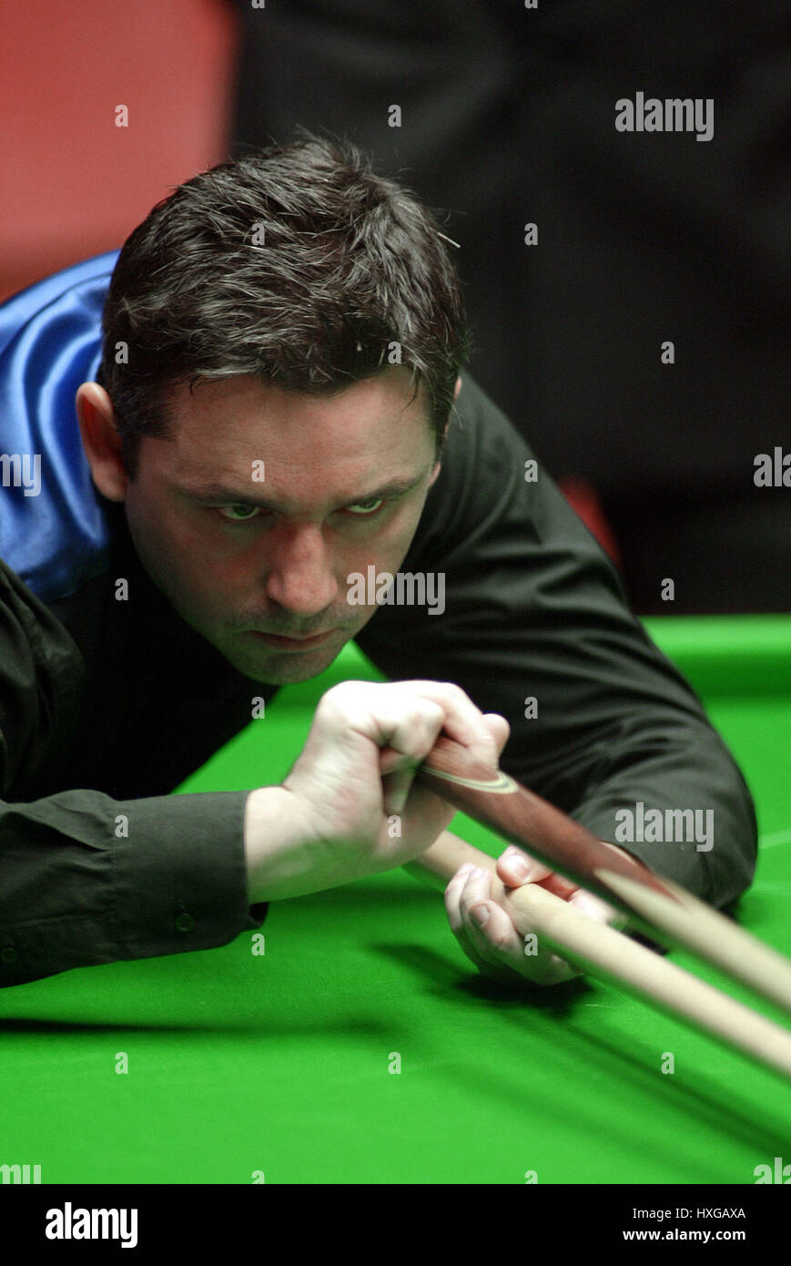 ALAN MCMANUS SCOTLAND THE CRUCIBLE THEATRE SHEFFIELD 17 April 2004 ...