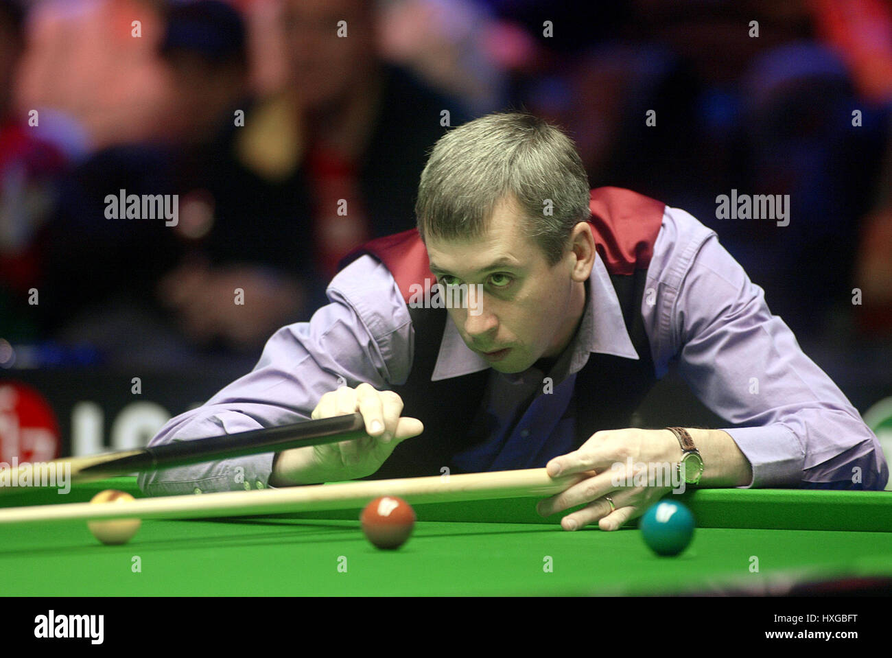Nigel bond snooker hi-res stock photography and images - Alamy