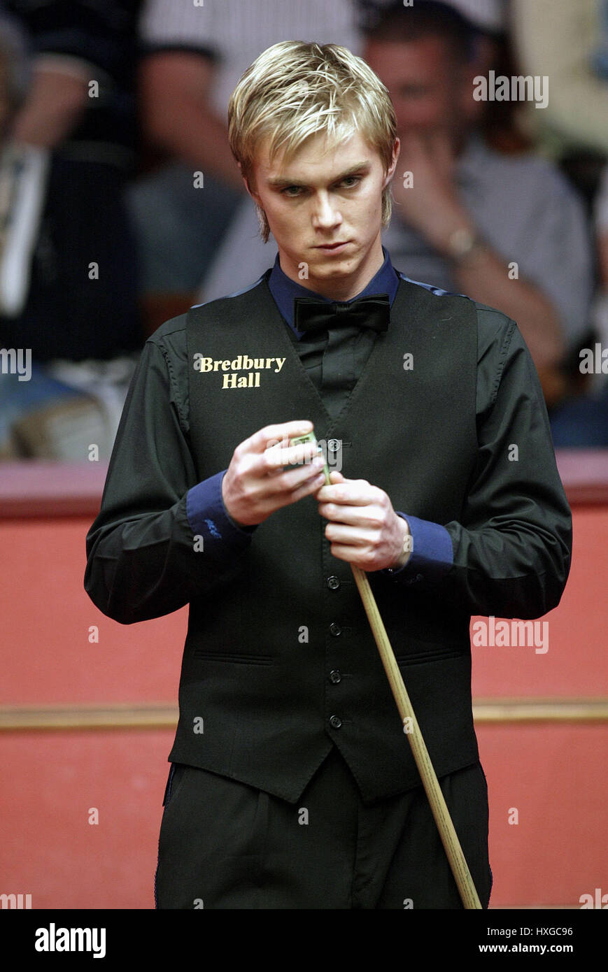 PAUL HUNTER ENGLAND CRUCIBLE SHEFFIELD ENGLAND 24 April 2003 Stock ...