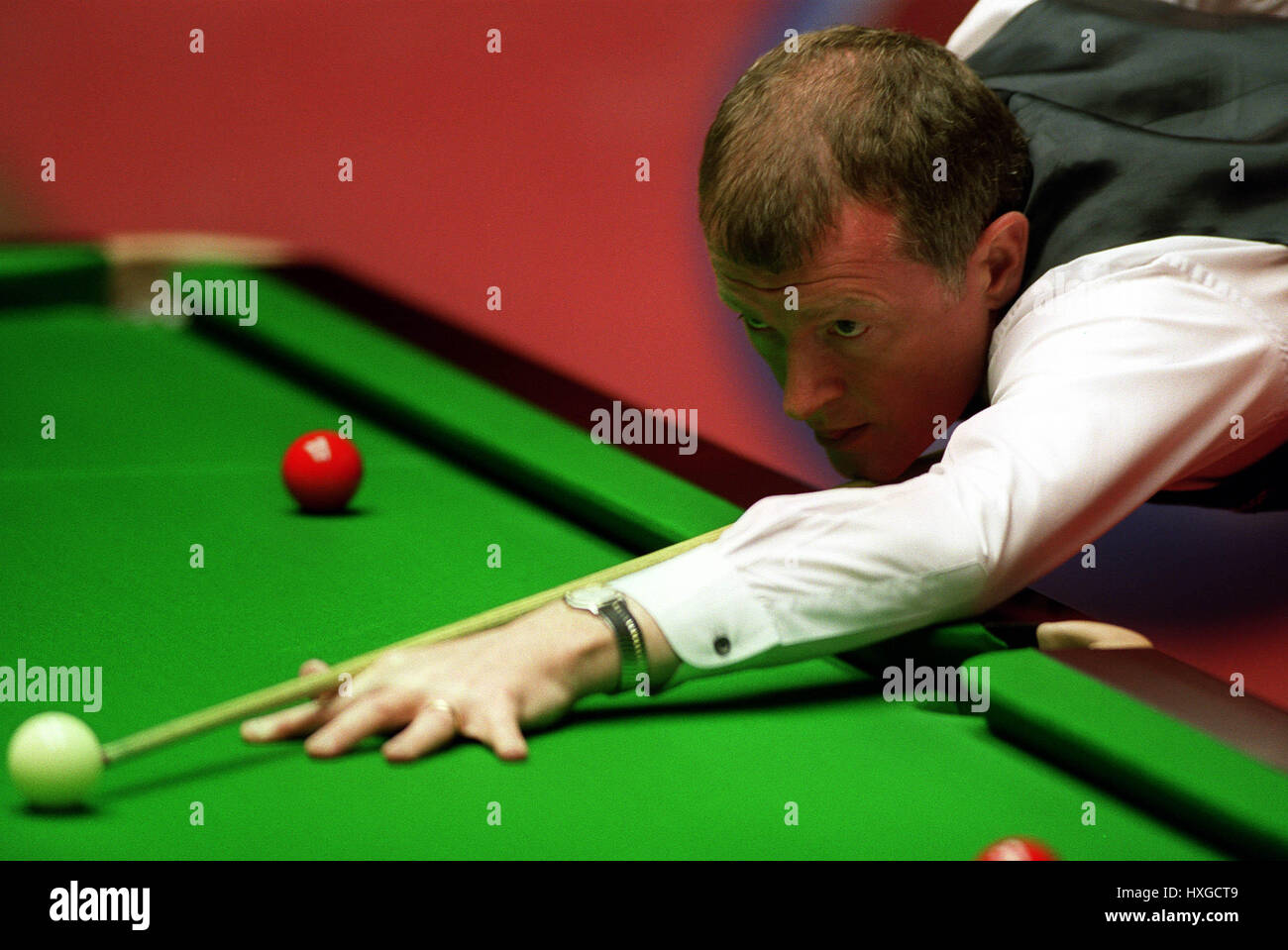 STEVE DAVIS ENGLAND 18 April 2000 Stock Photo - Alamy