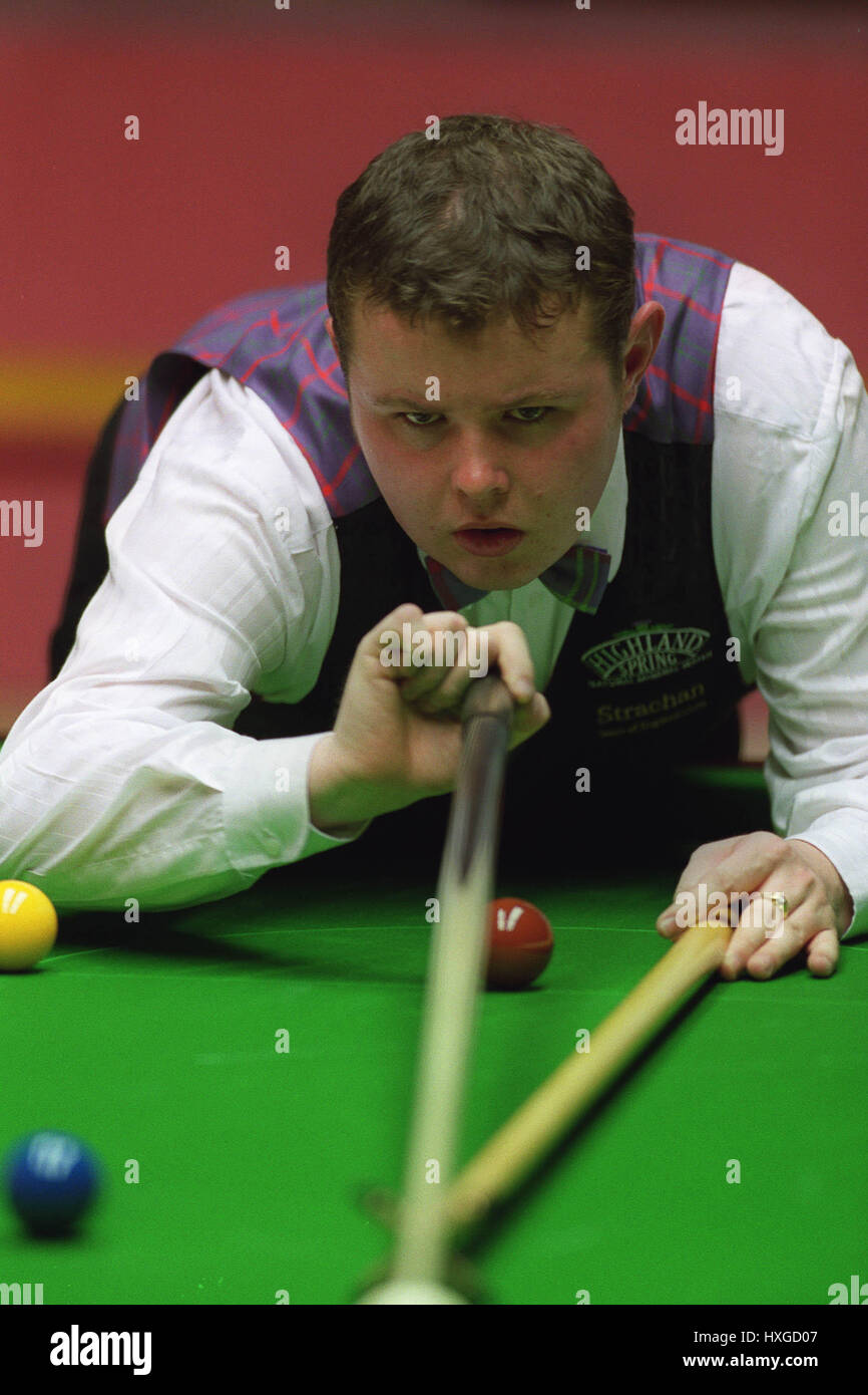 STEPHEN LEE EMBASSY WORLD CHAMPIONSHIPS 23 April 1999 Stock Photo - Alamy